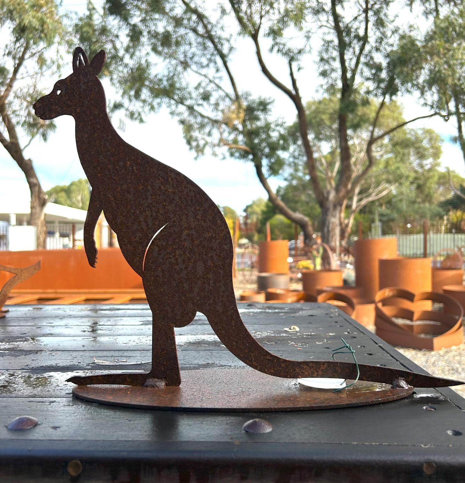 Kangaroo Stand Garden Art - The Creek Gallery & Garden