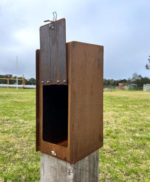 Contemporary Letterbox - The Creek Gallery & Garden