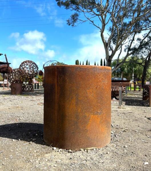 Round Corten Steel Plinth - The Creek Gallery & Garden